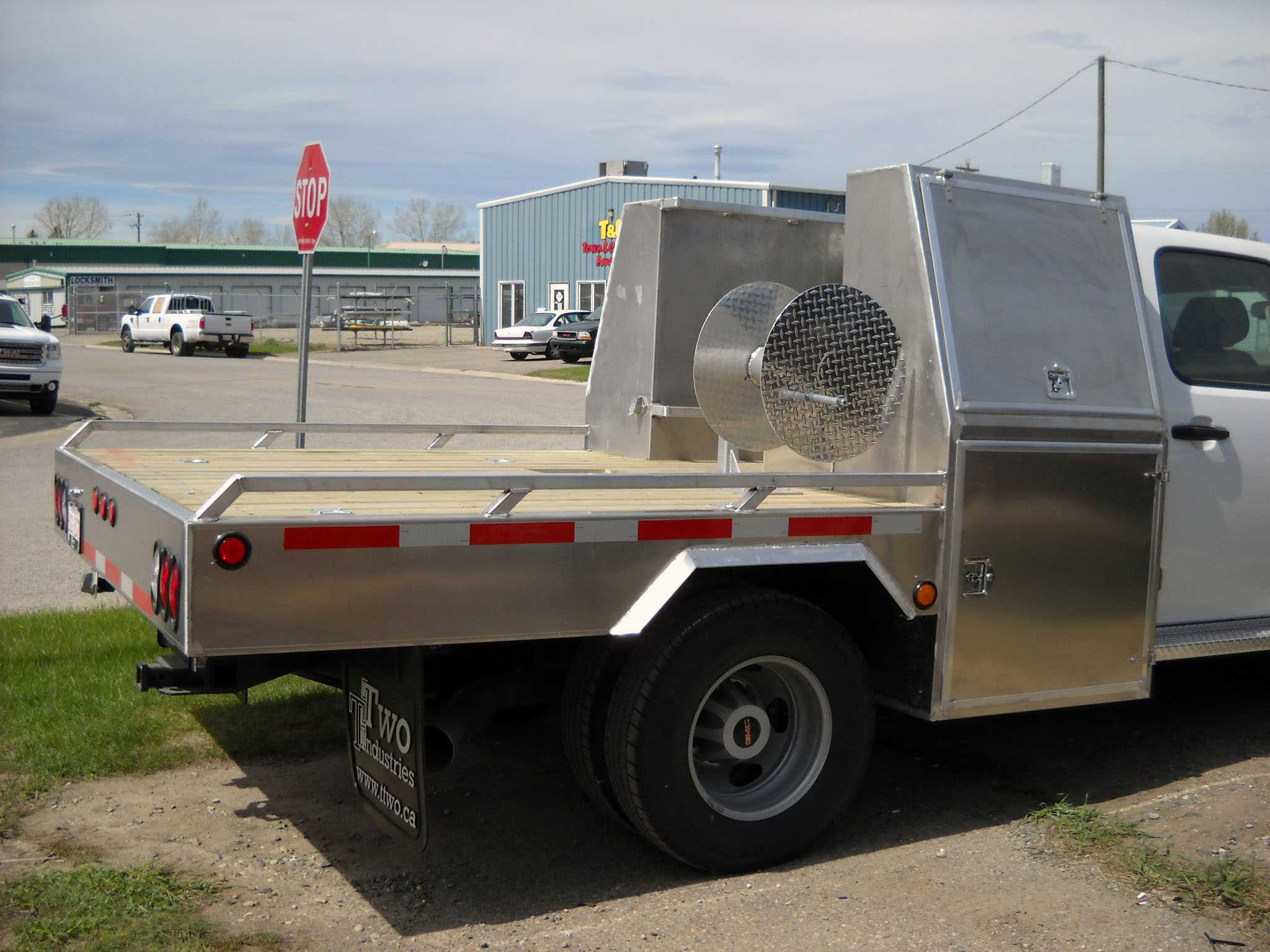 Aluminum Decks for Trucks - T Two Industries